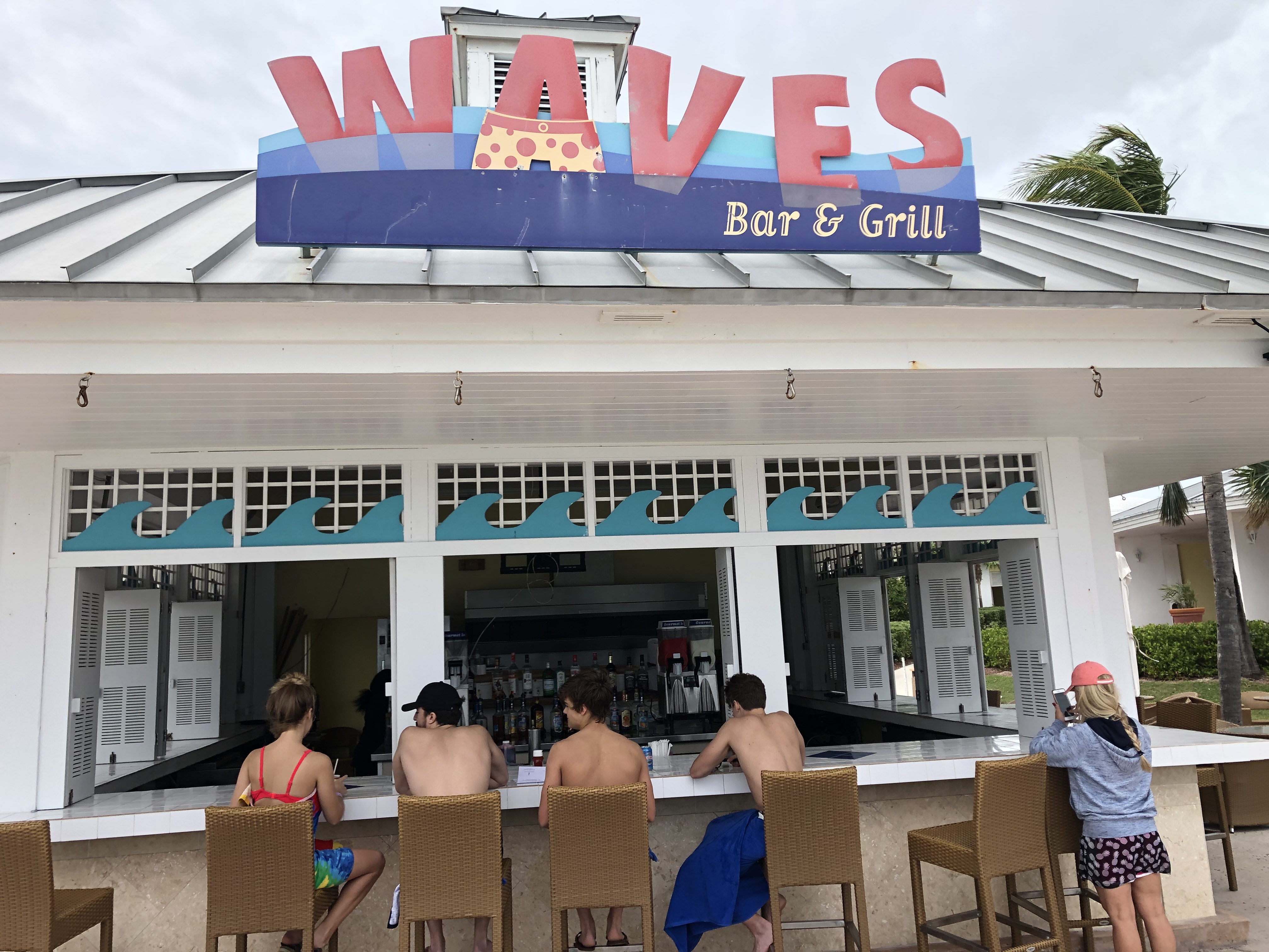 Freeport Prop Club Beach Bar and Grill at Grand Lucayan Day Pass ...